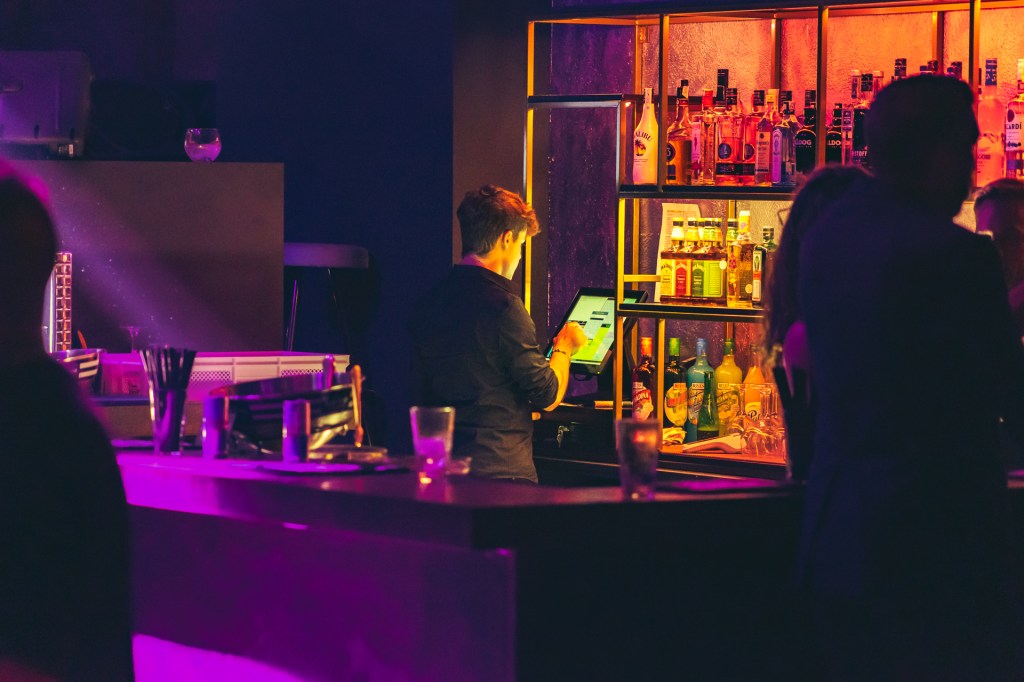 PHOTO – DISCO CLUB – Albert Cortina – Kurti Art